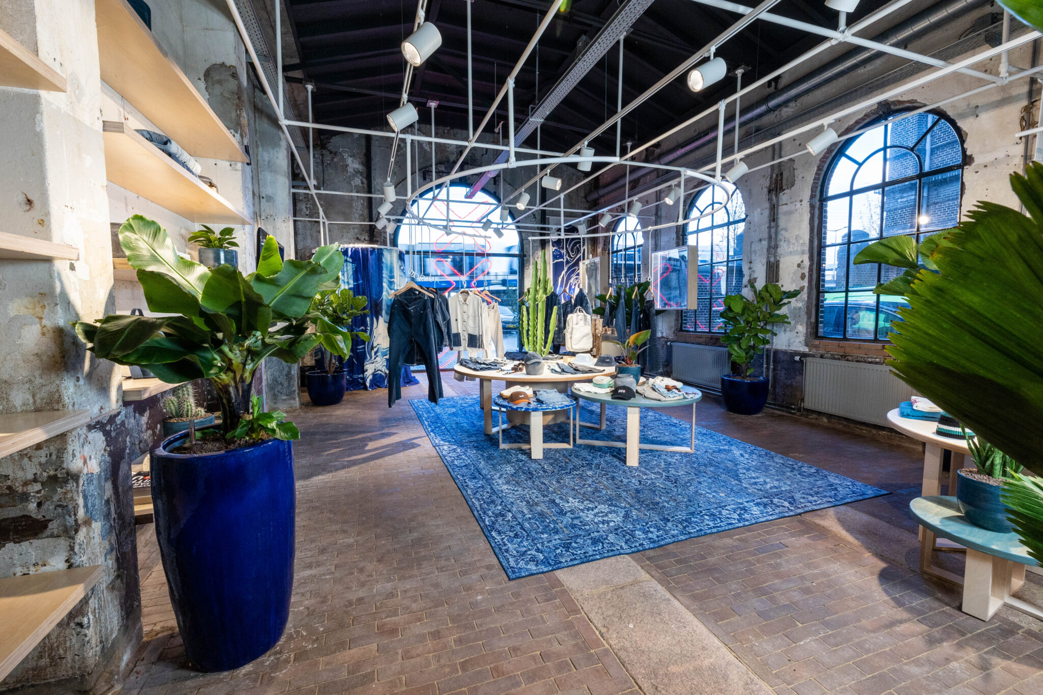Levi's - Lucky Fox - UK Visual Merchandising company